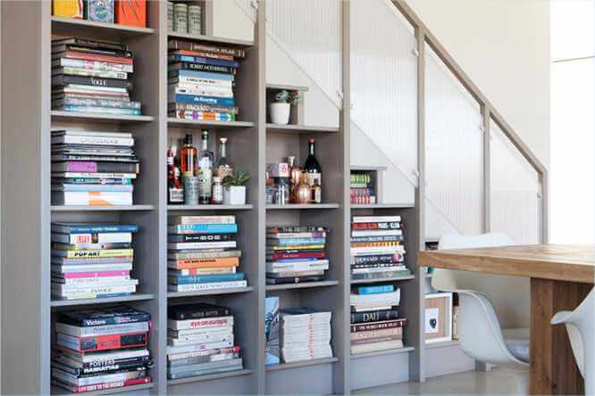 Inspirasi Desain Lemari Bawah Tangga Agar Rumah Semakin Cantik dan Rapi ...